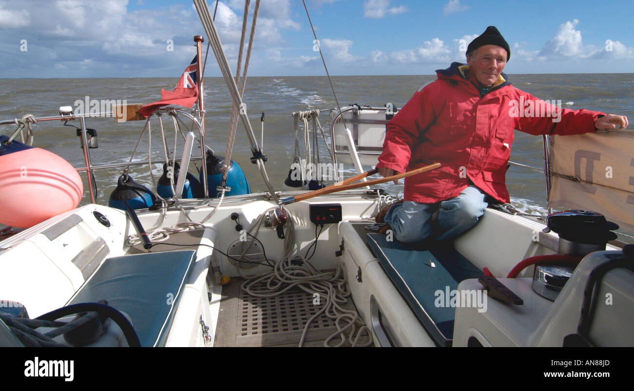 man sailing yacht Stock Photo - Alamy