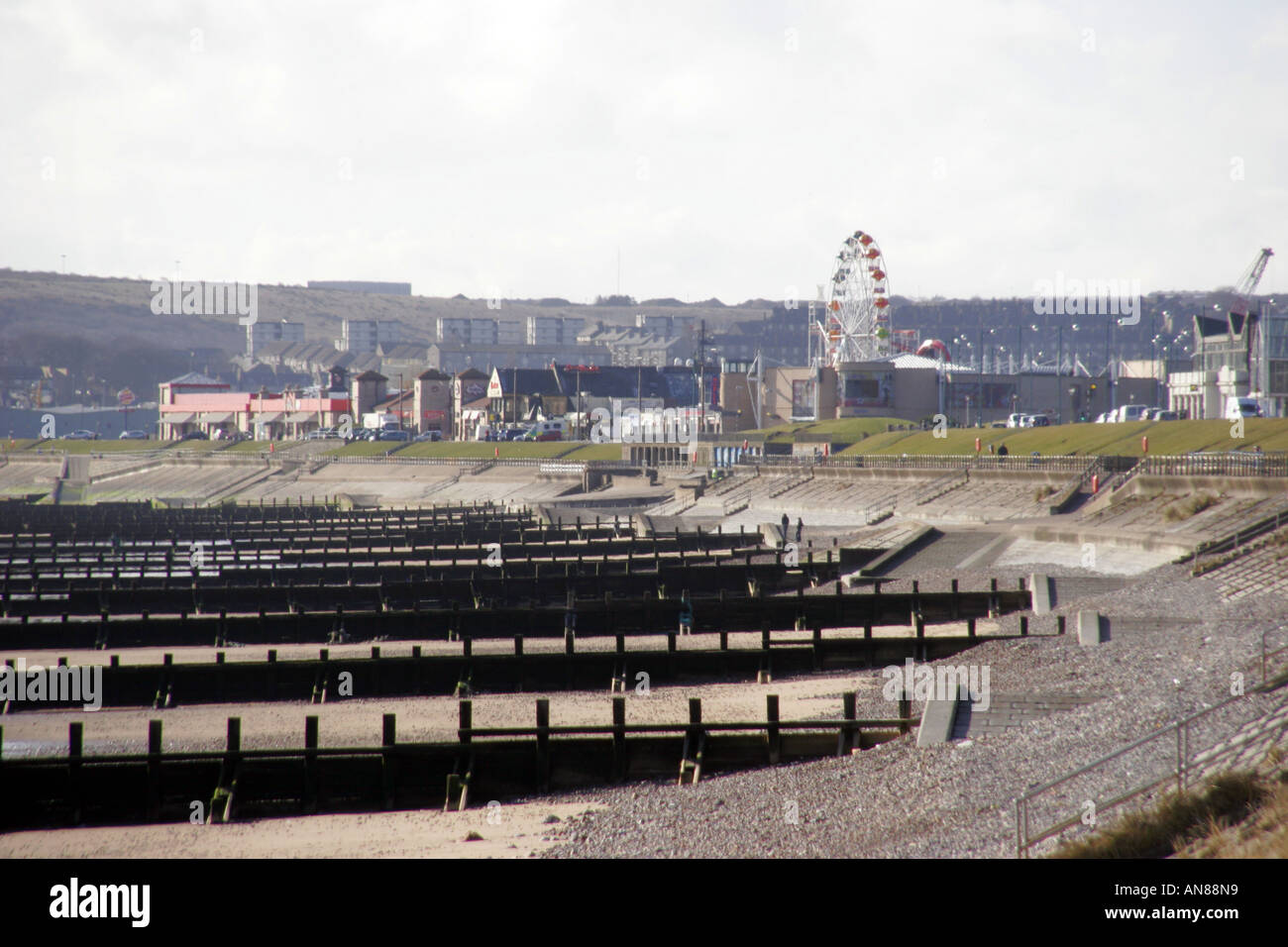 Aberdeen beach esplanade hi-res stock photography and images - Alamy