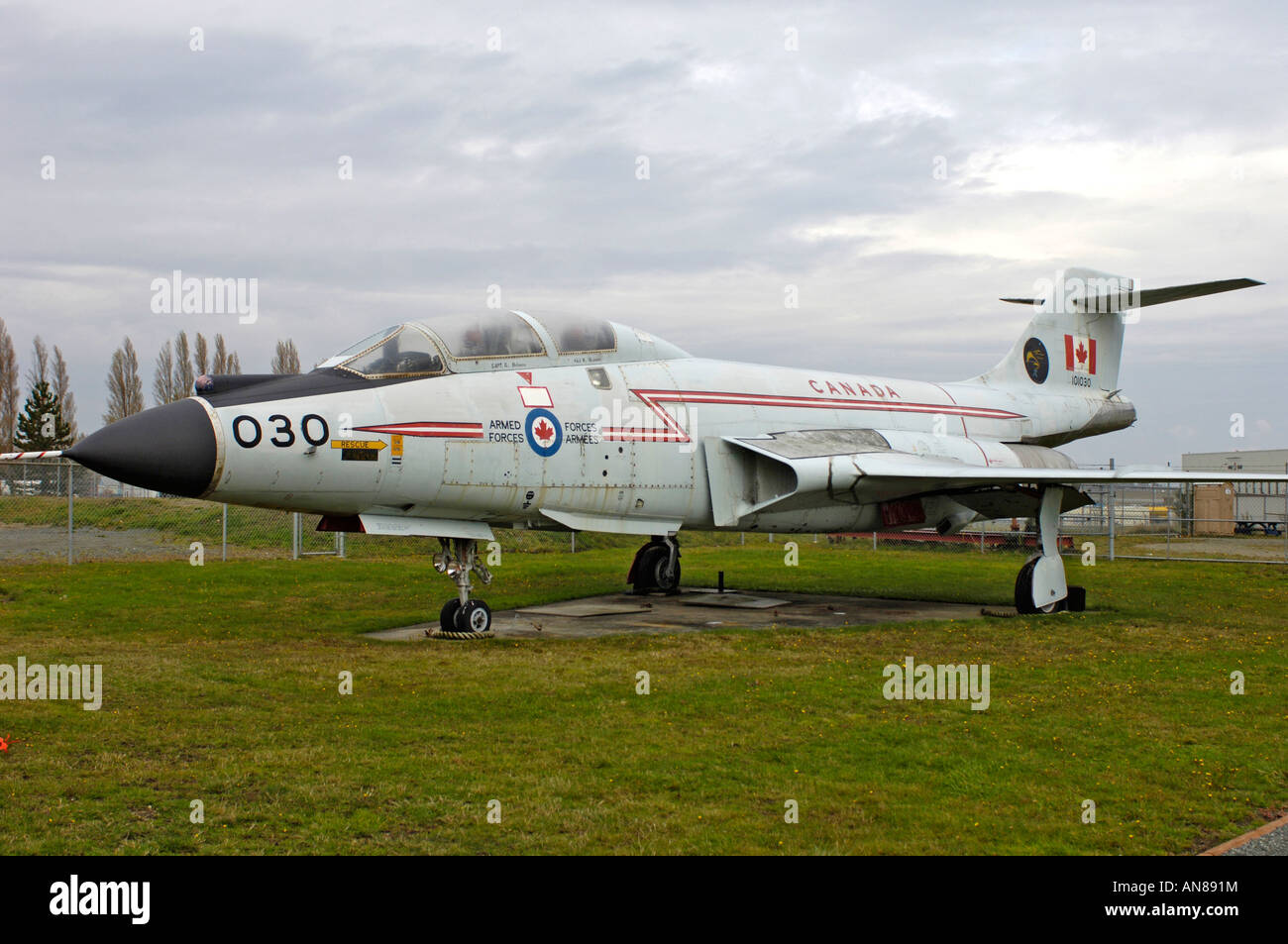 CF-101 Voodoo Serial No 10130 Comox Heritage Air Park Air Force Outdoor ...