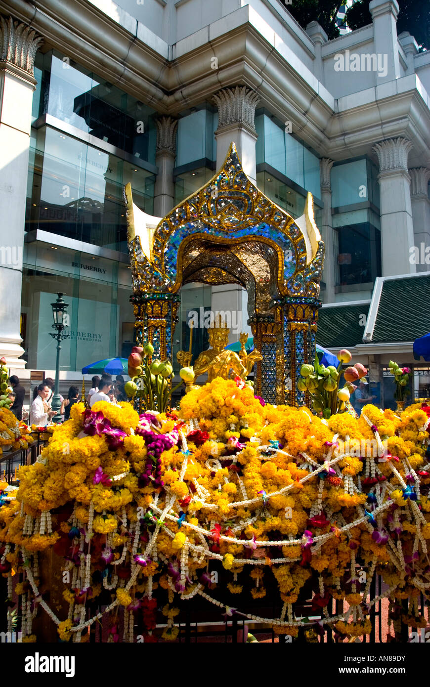Erawan Shrine, Bangkok, Thailand Stock Photo - Alamy