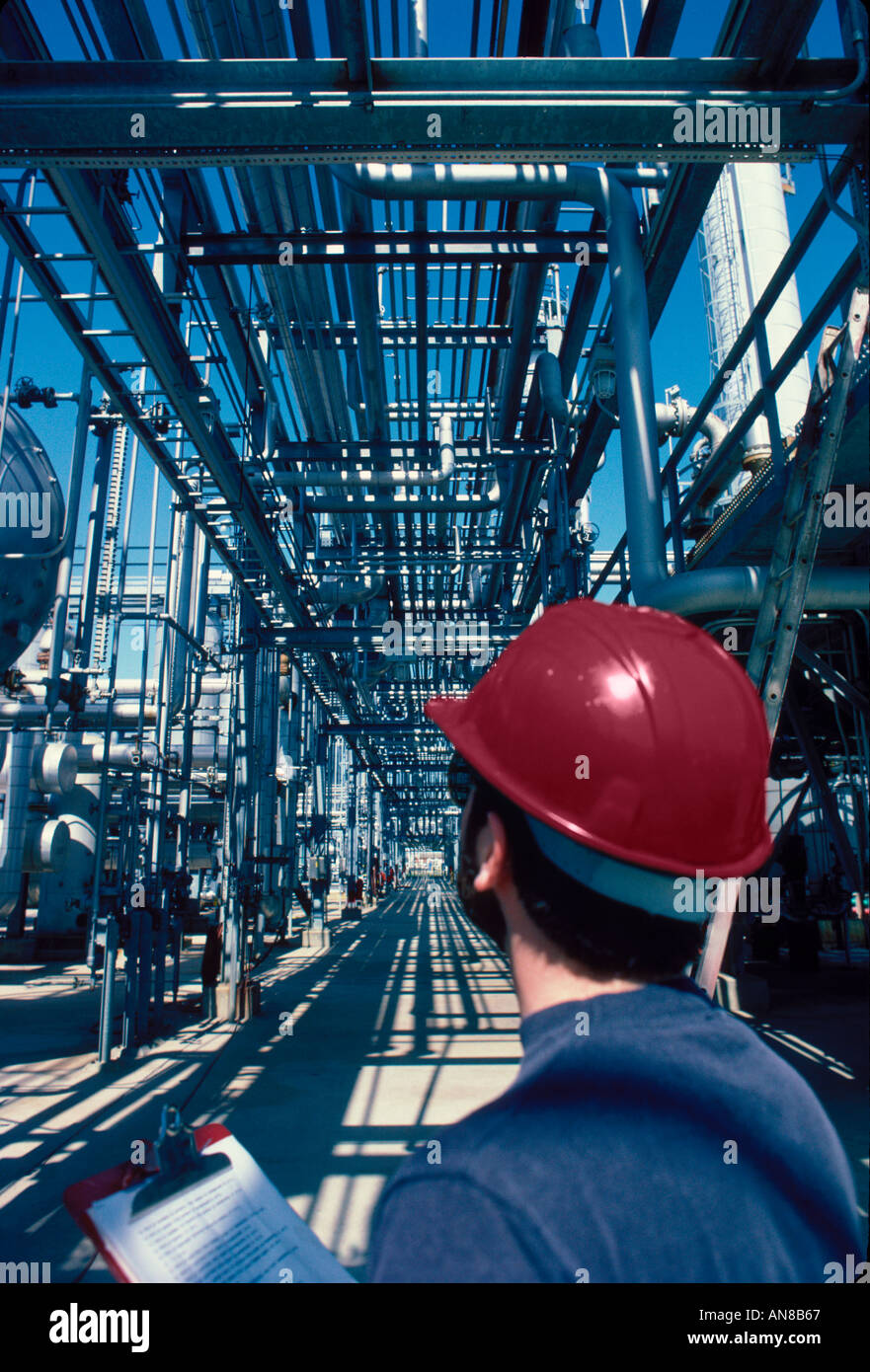 worker at oil refinery Stock Photo - Alamy