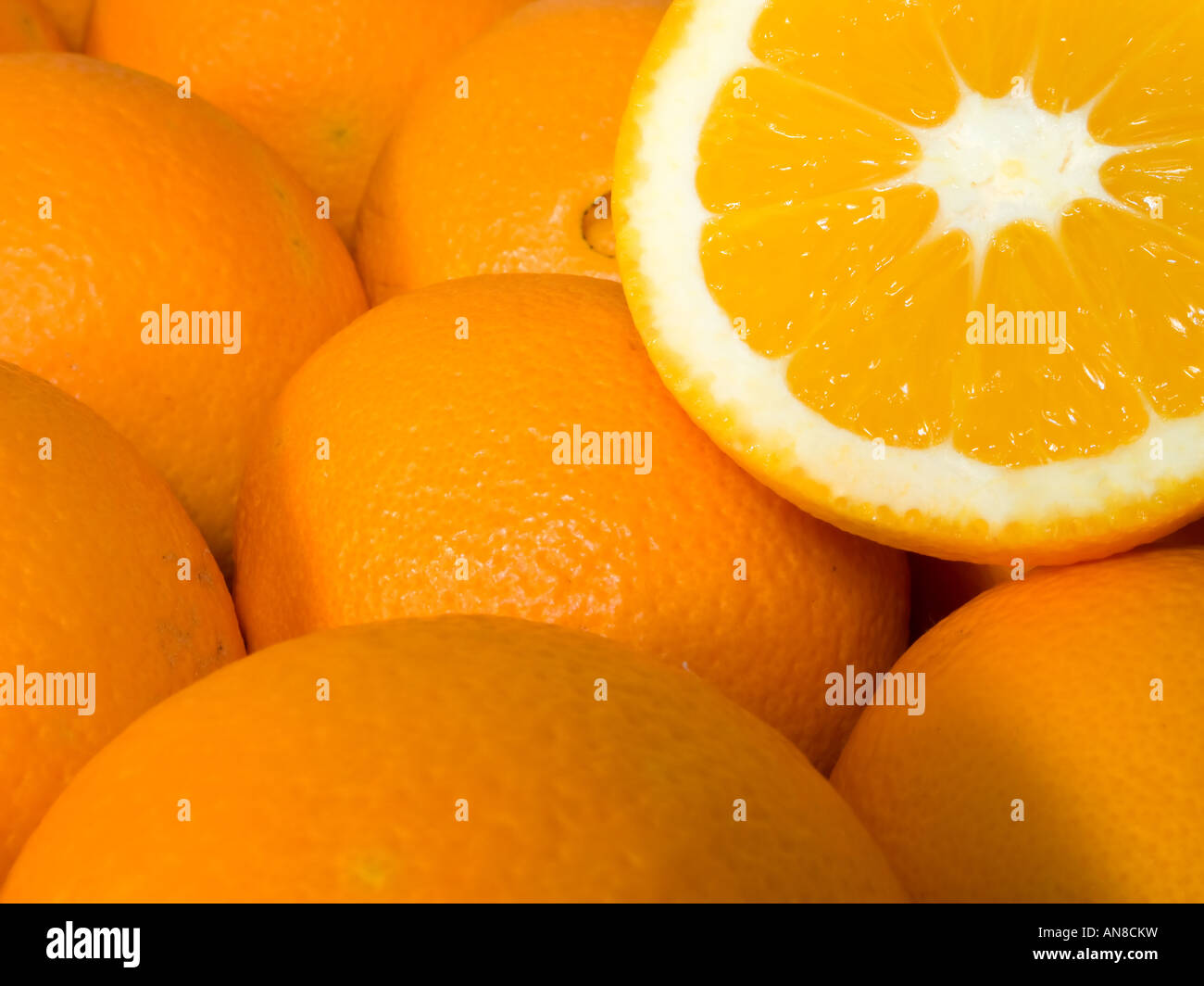 Oranges cut open hi-res stock photography and images - Alamy