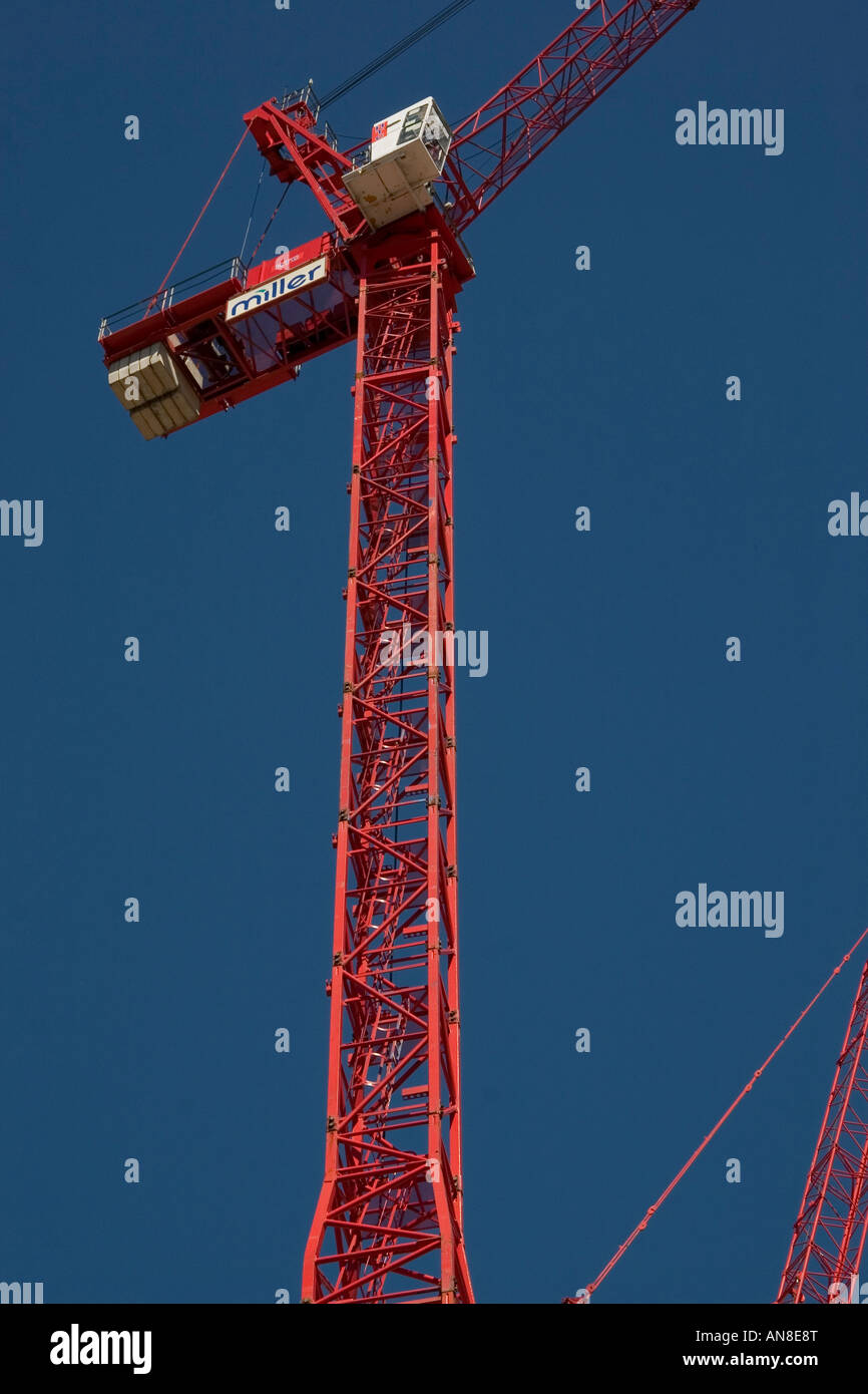Revolving crane hi-res stock photography and images - Alamy