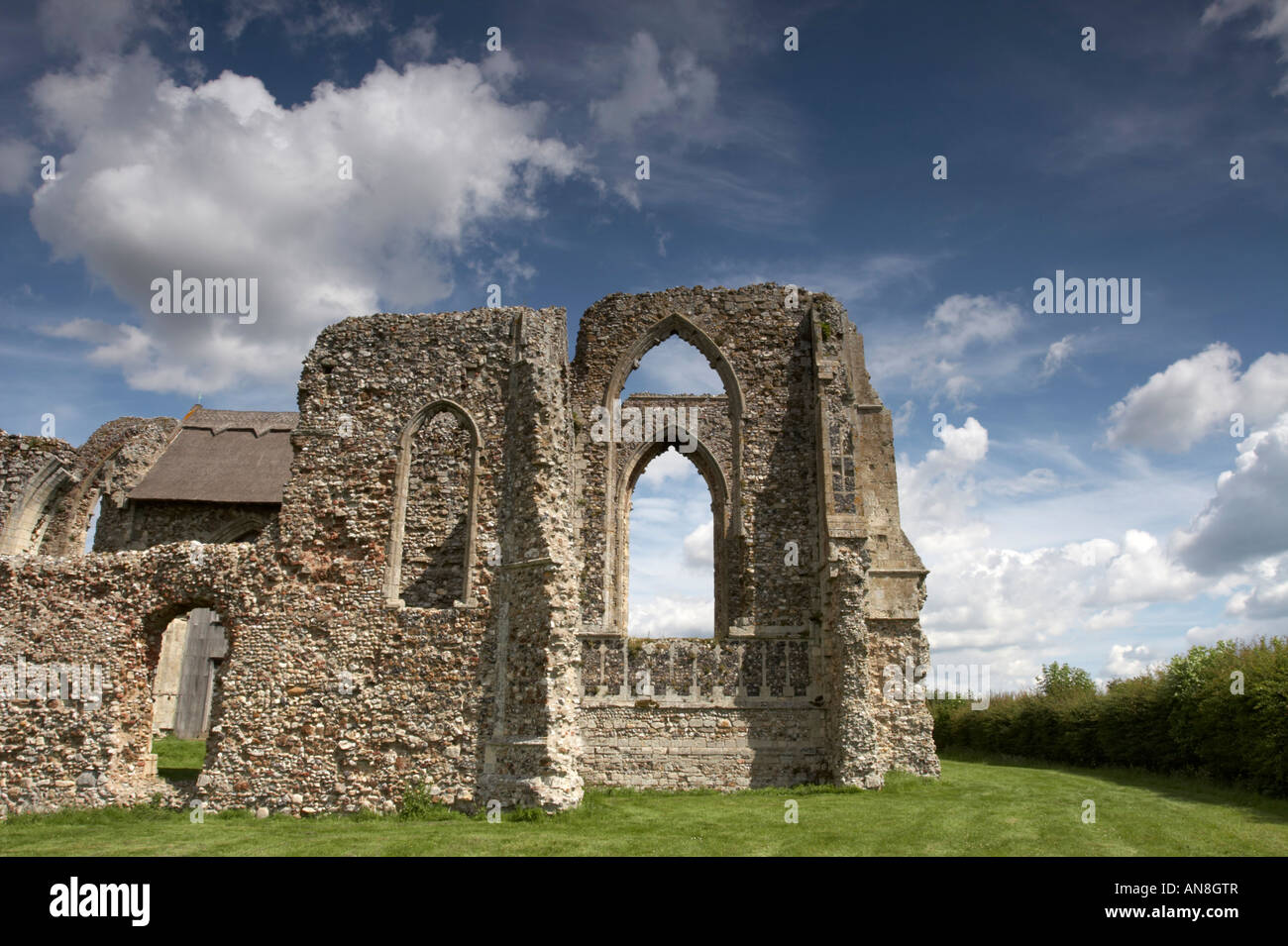 Leiston abbey hi-res stock photography and images - Alamy