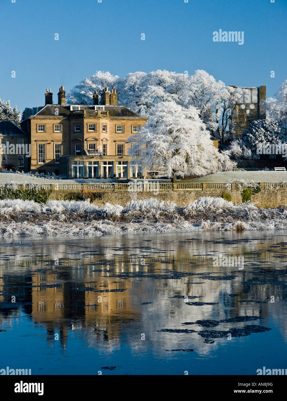 Ednam hi-res stock photography and images - Alamy