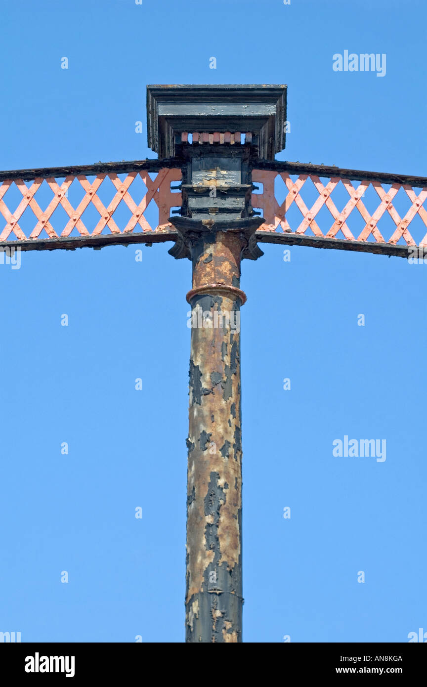 Kings cross gasometer london hi-res stock photography and images - Alamy