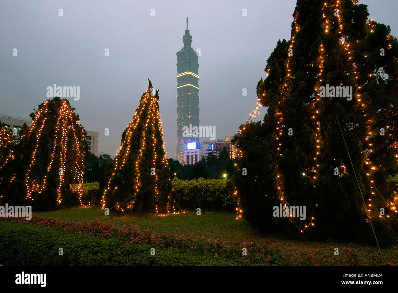 Taipei 101 world s tallest building in 2005 with christmas trees in the ...