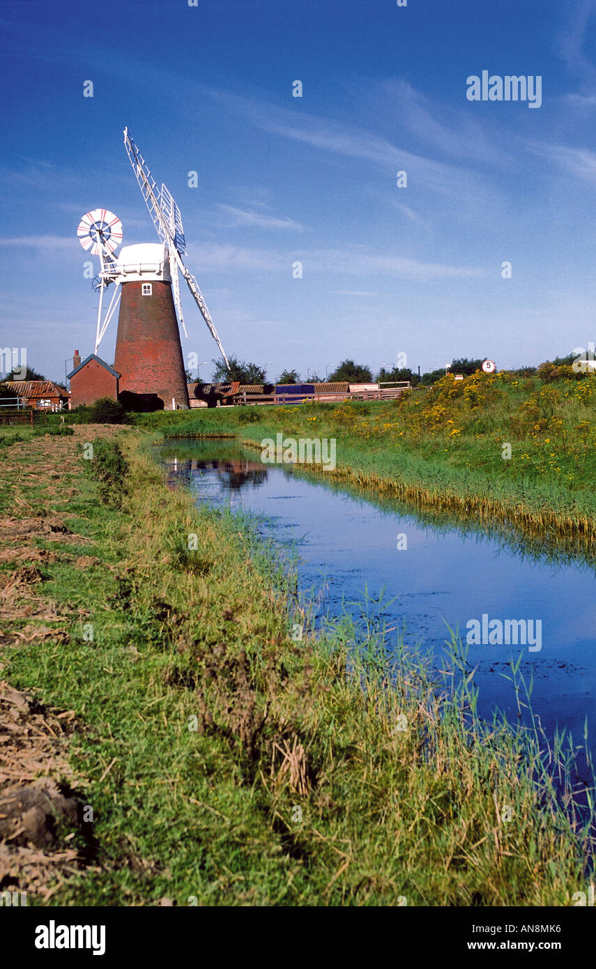 Windmills of norfolk hi-res stock photography and images - Alamy