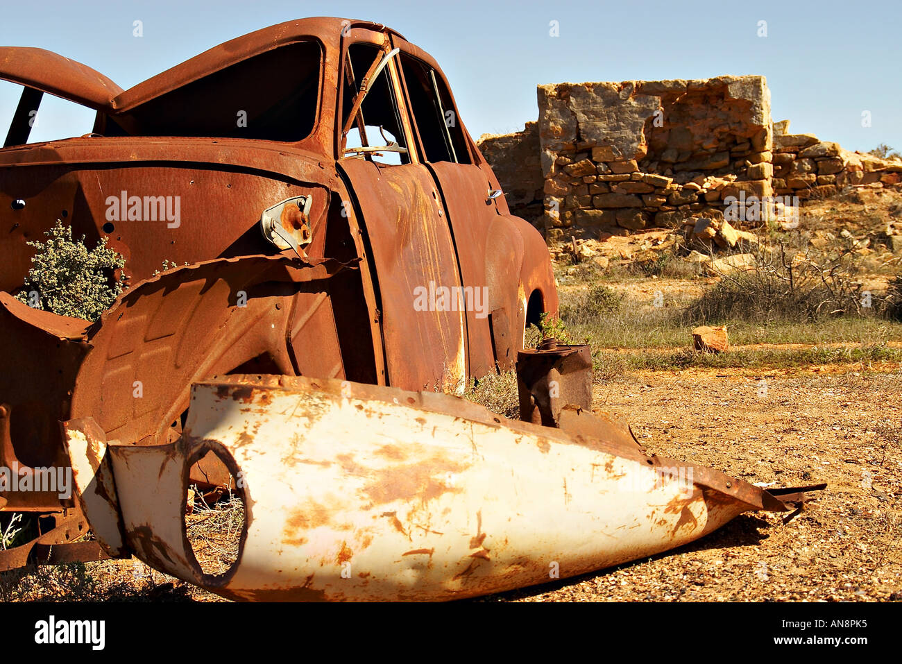 old car in the outback Stock Photo - Alamy