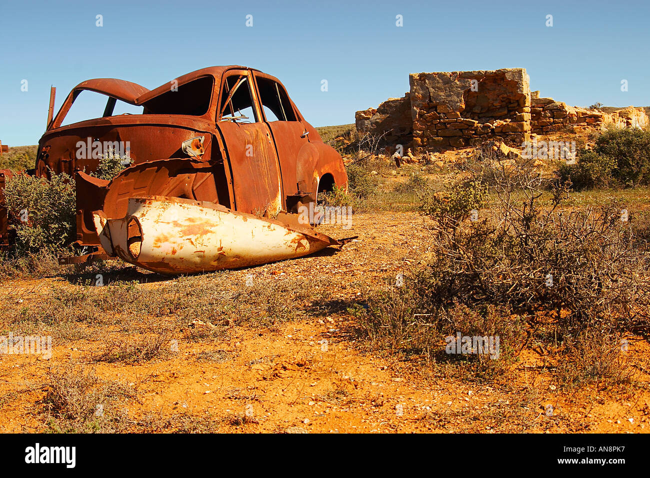 old car in the outback Stock Photo - Alamy