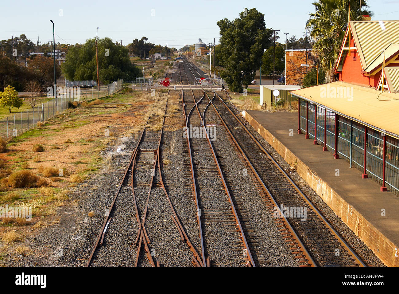 Cobar train station hi-res stock photography and images - Alamy