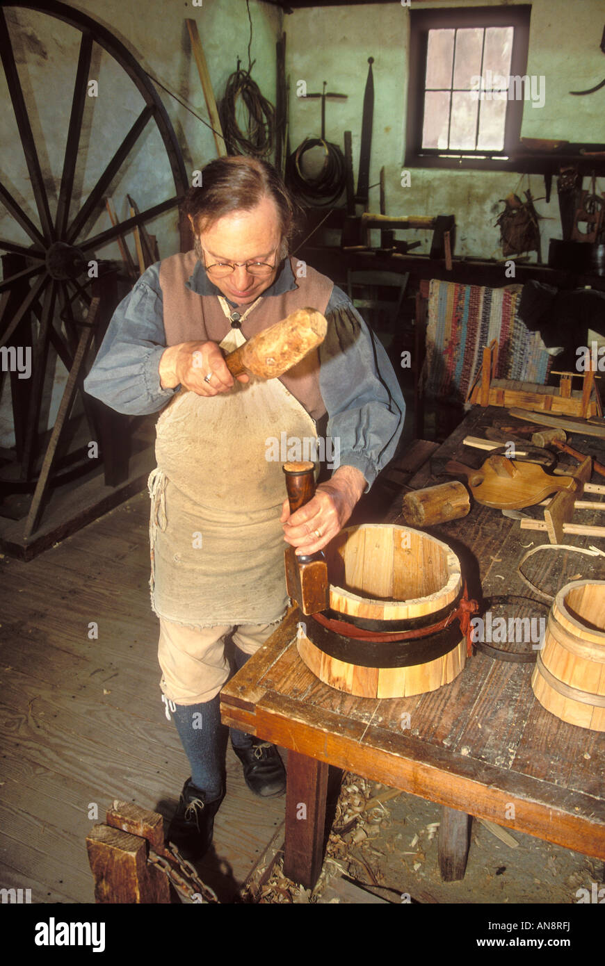 Making Buckets, Middleton Place, Charleston, South Carolina, USA Stock ...