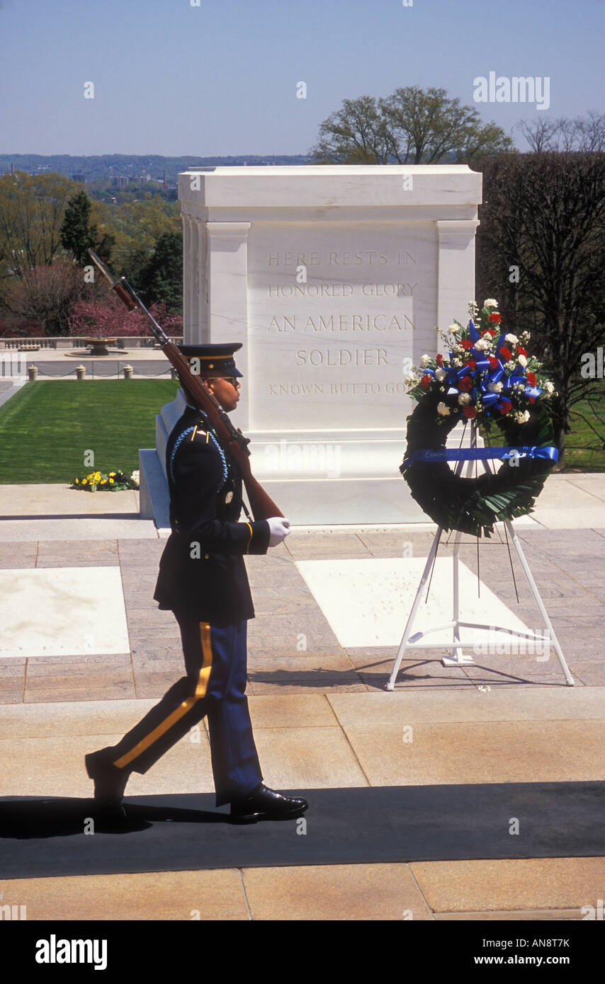 Tomb of the Unknowns, Arlington National Cemetery, Arlington, Virginia ...