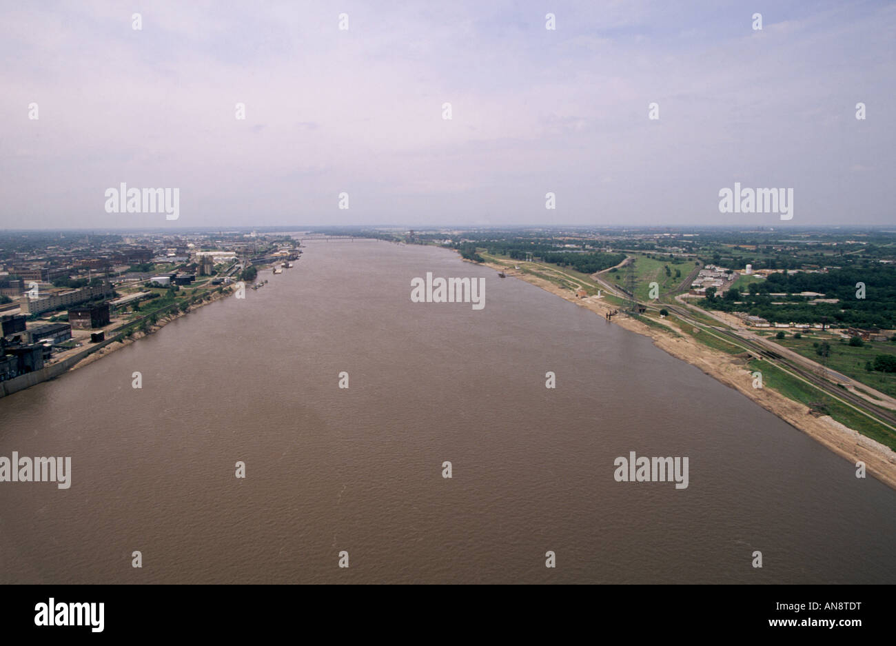 A view of the wide muddy Mississippi River near the city of St Louis ...