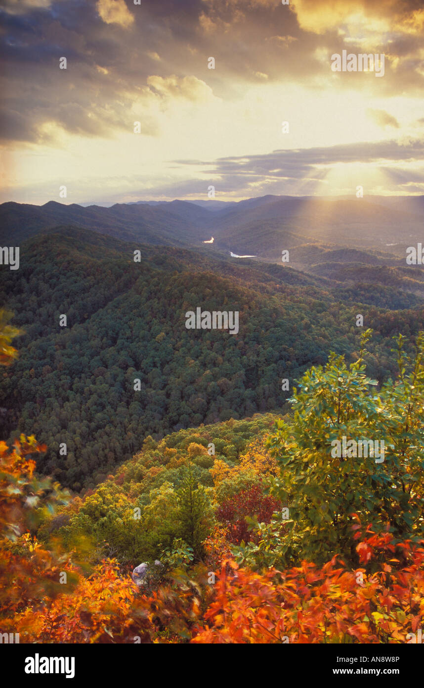 Pinnacle Overlook in Virginia, Cumberland Gap National Historical Park ...