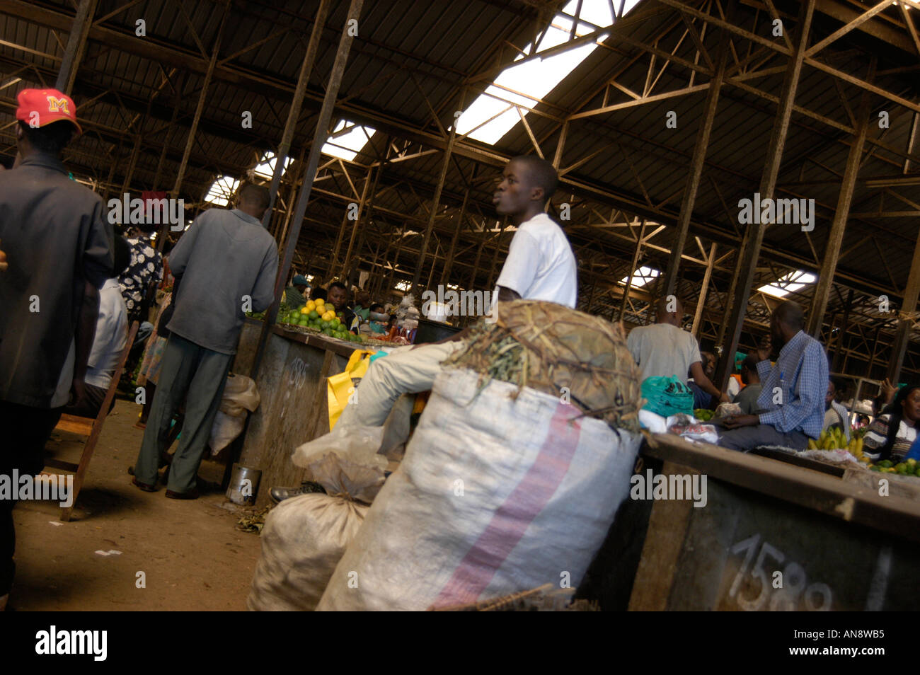 market in kigali rwanda Stock Photo - Alamy