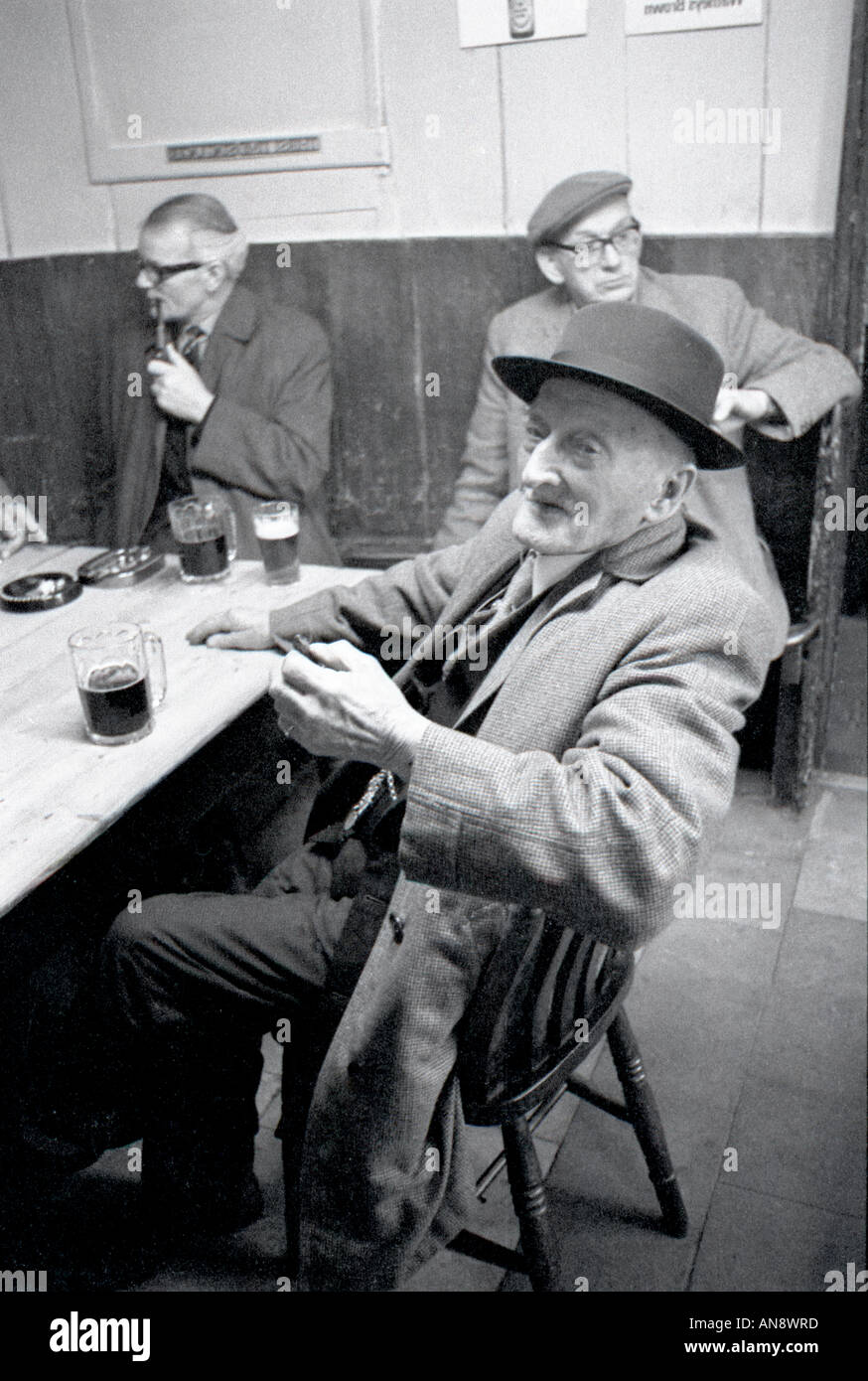 old man sitting in traditional pub Stock Photo - Alamy