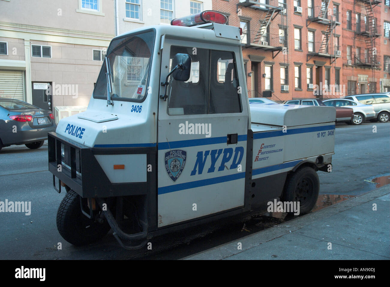 Small 3 wheeled police vehice, Manhattan, NYC Stock Photo - Alamy