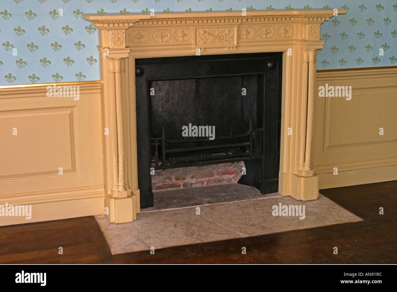 Kirby Hall Elizabethan 17th Century Mansion House Stock Photo - Alamy