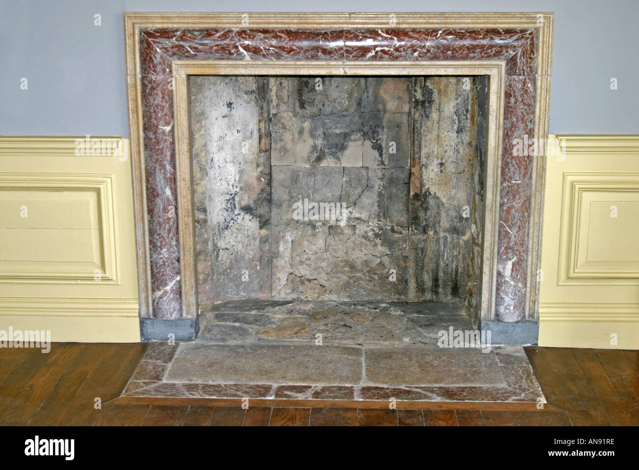 Kirby Hall Elizabethan 17th Century Mansion House Stock Photo - Alamy