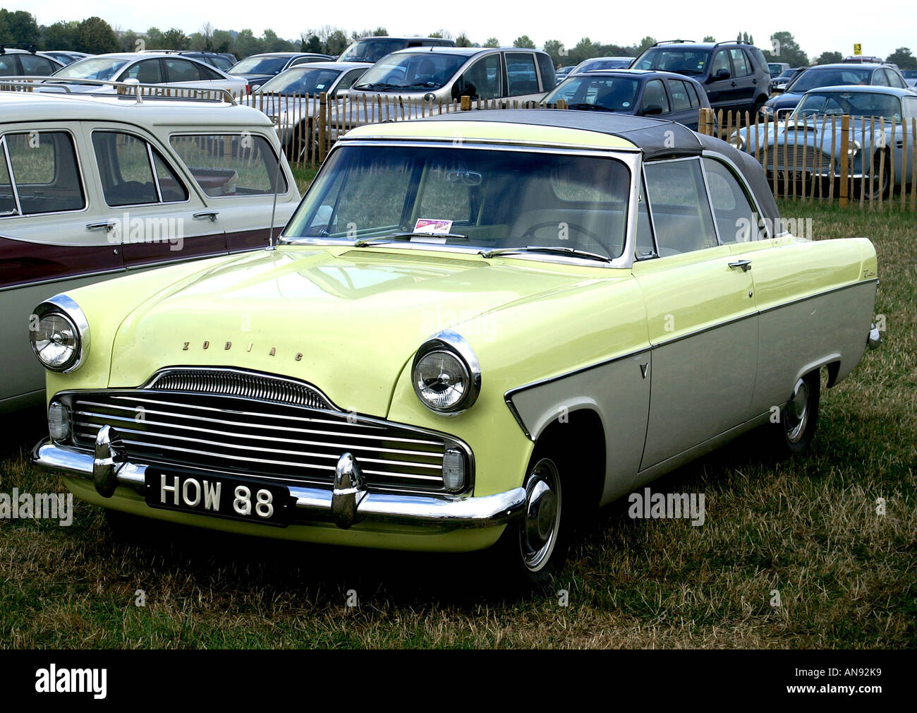 Ford zephyr zodiac hi-res stock photography and images - Alamy
