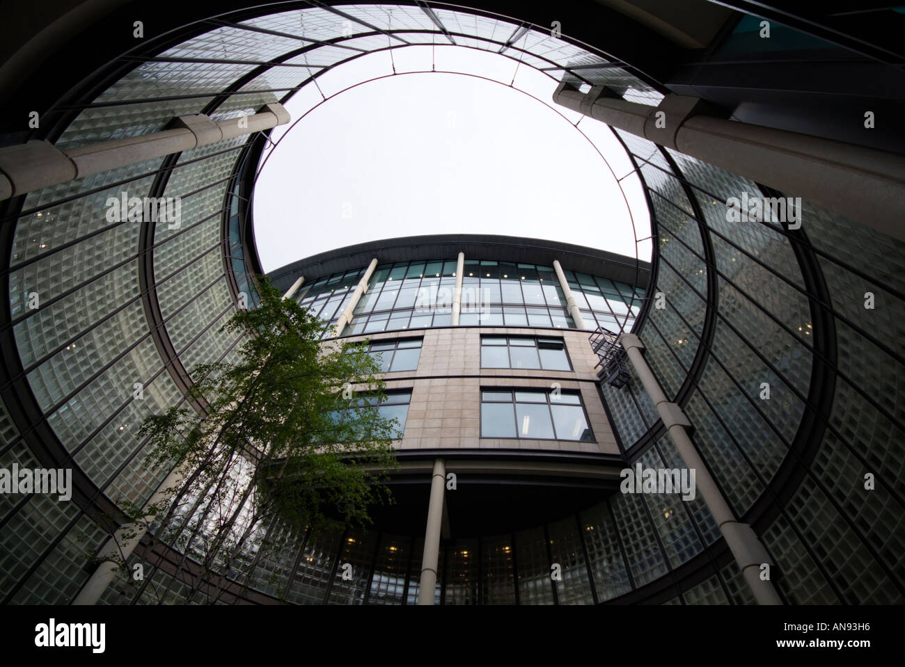 Edinburgh financial district hi-res stock photography and images - Alamy