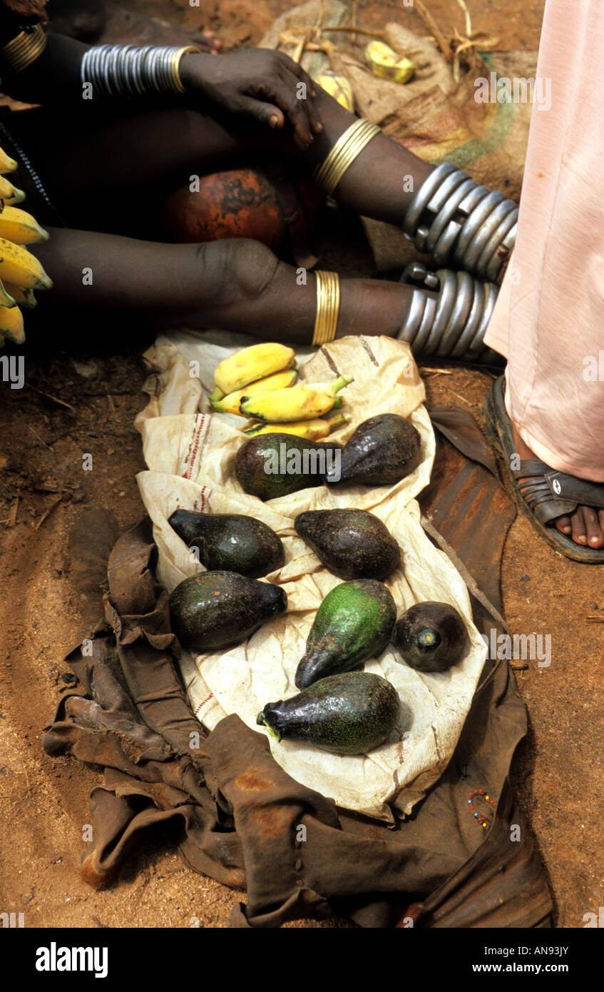 Local tribal market in the omo valley Ethiopia Stock Photo - Alamy