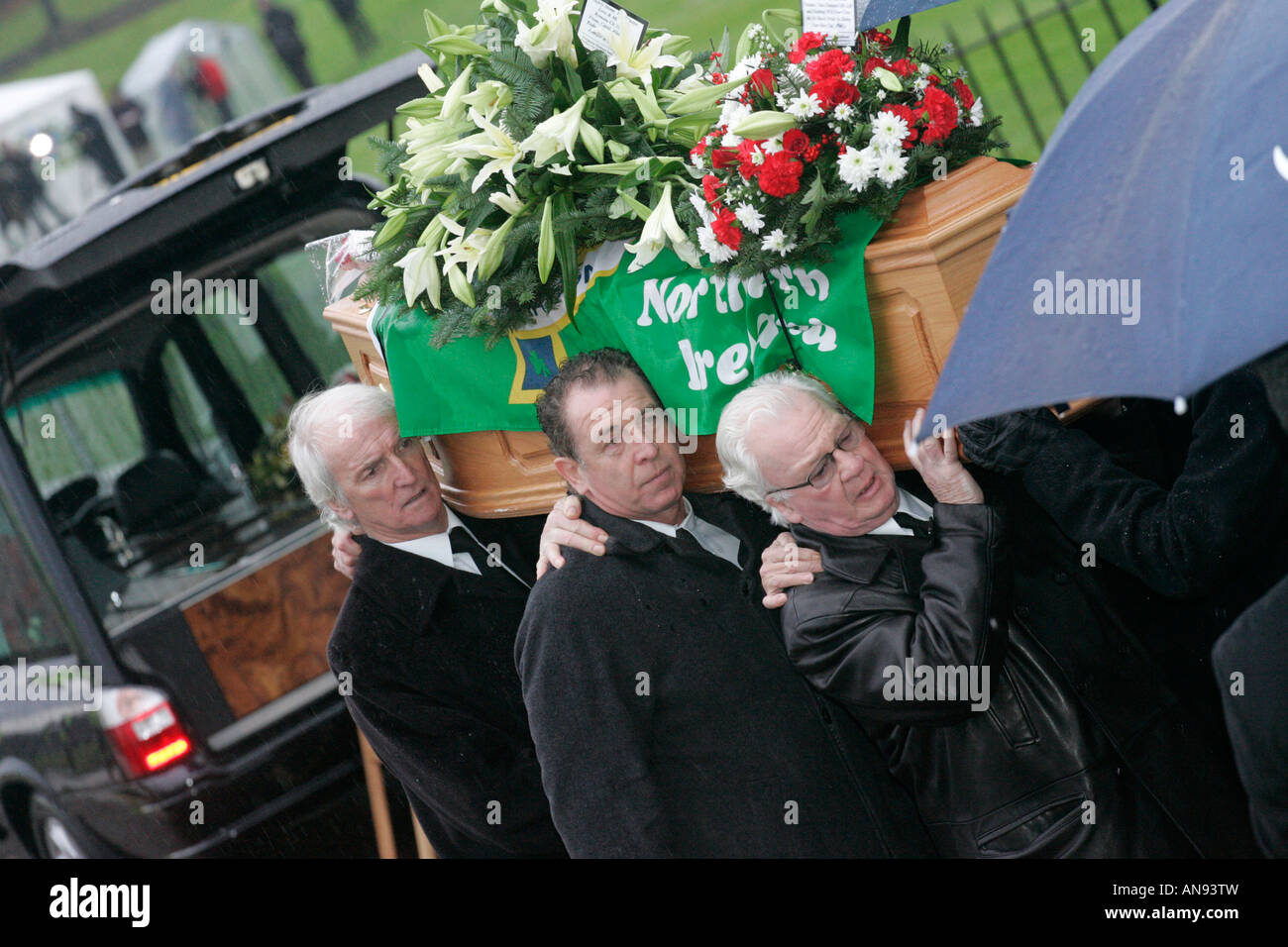 Derek Dougan High Resolution Stock Photography and Images - Alamy