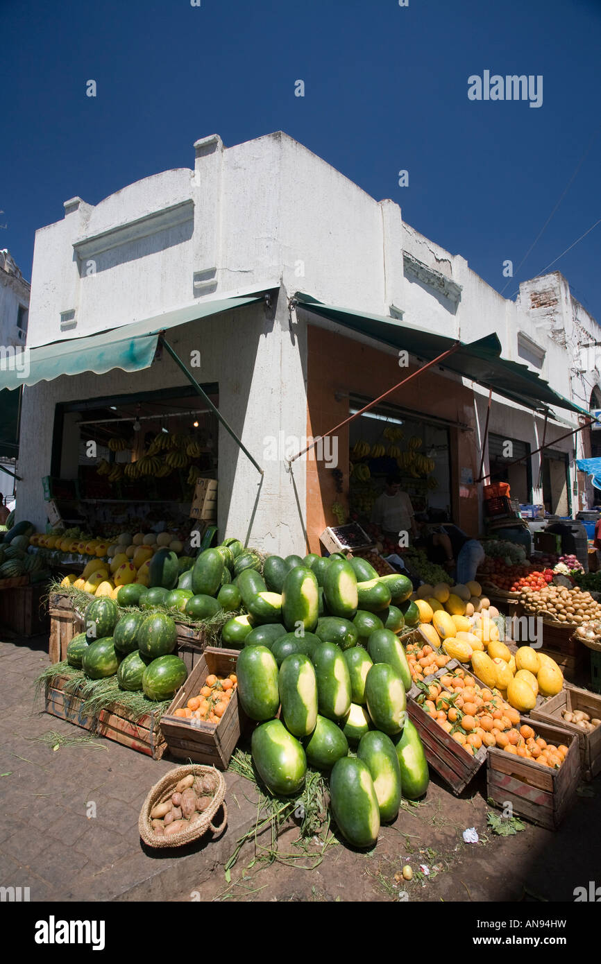 Fruit shop medina quarter hi-res stock photography and images - Alamy