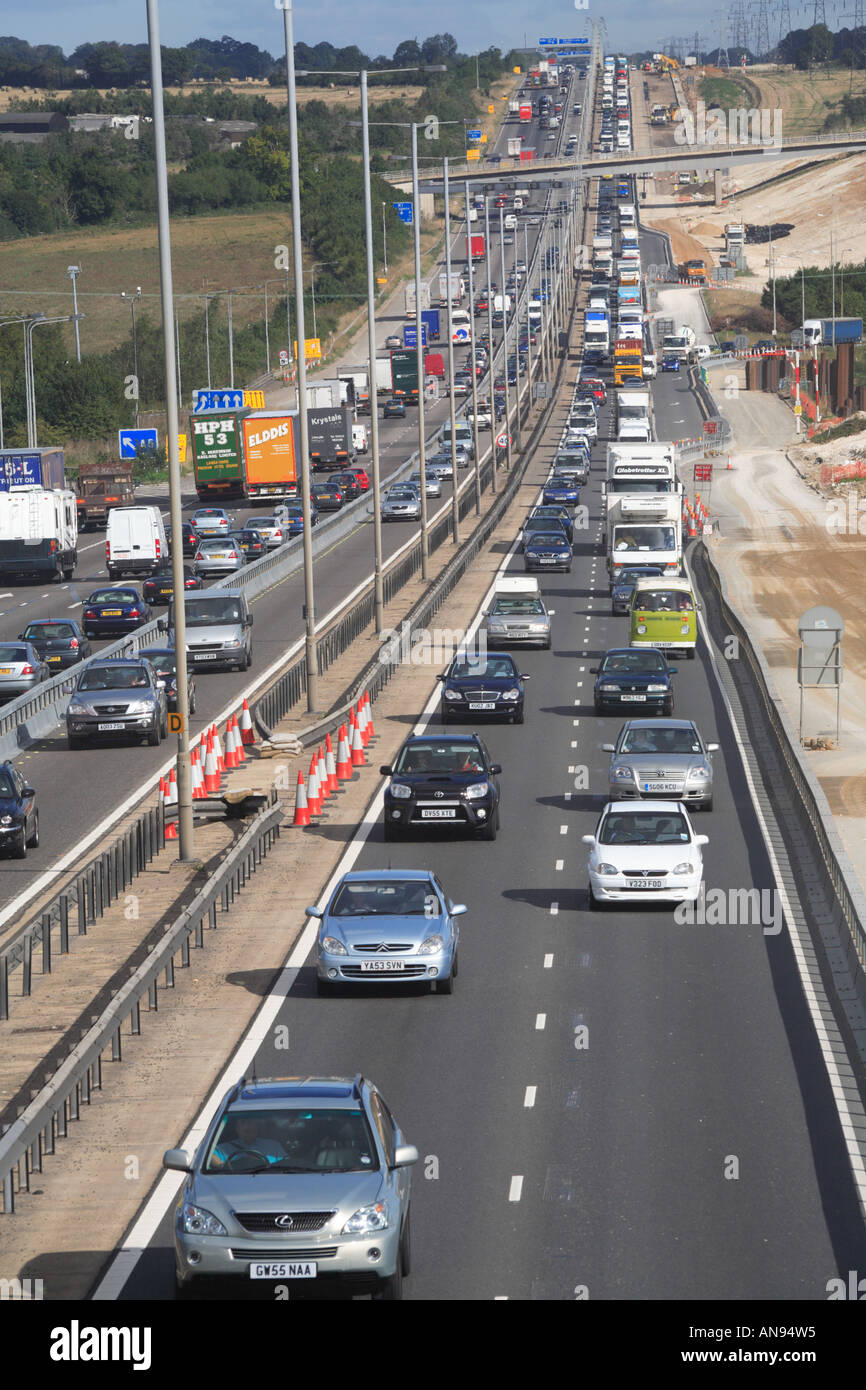 M1 m motorway road widening widen Stock Photo - Alamy