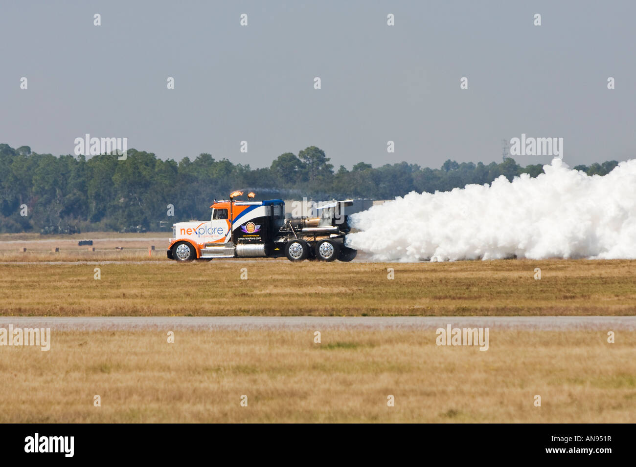 Shockwave jet truck hi-res stock photography and images - Alamy