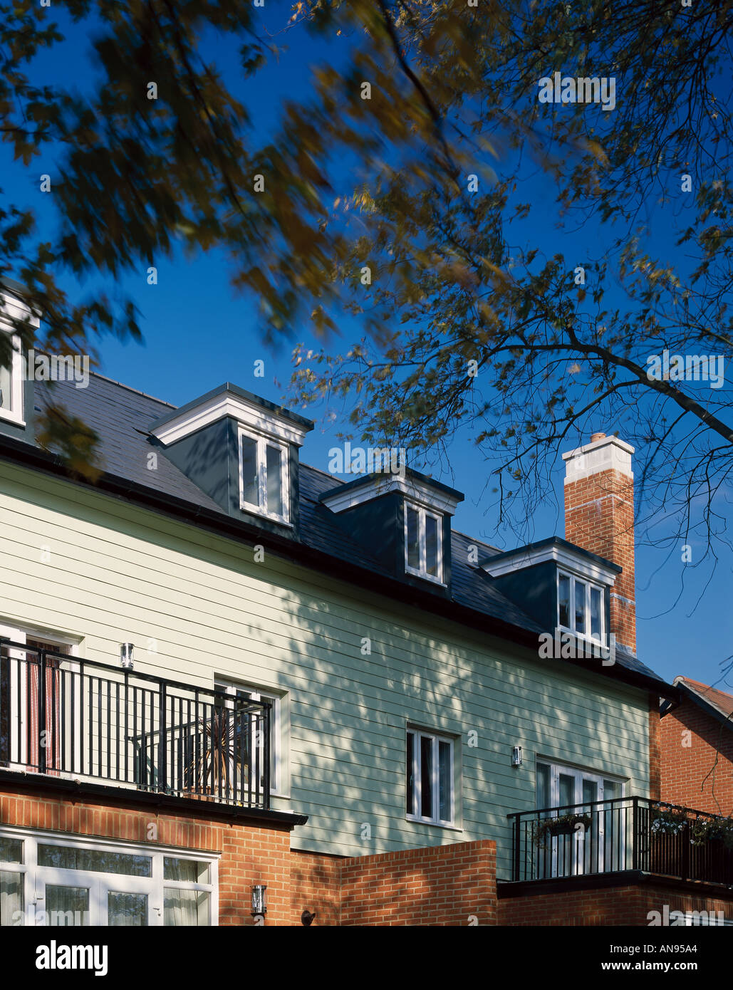 Guildford Barracks, Linden Homes. Architect: John Thompson and Partners ...