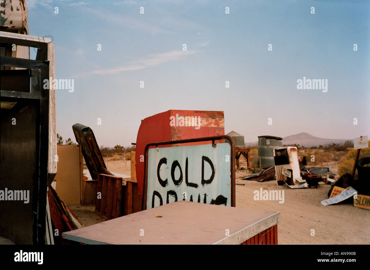 Tree writing font typography hi-res stock photography and images - Alamy