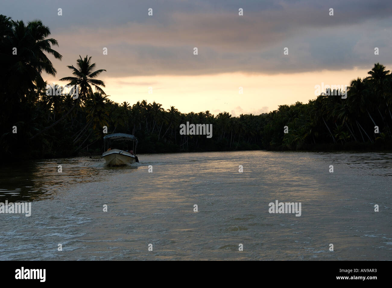 Visit backwaters hi-res stock photography and images - Alamy