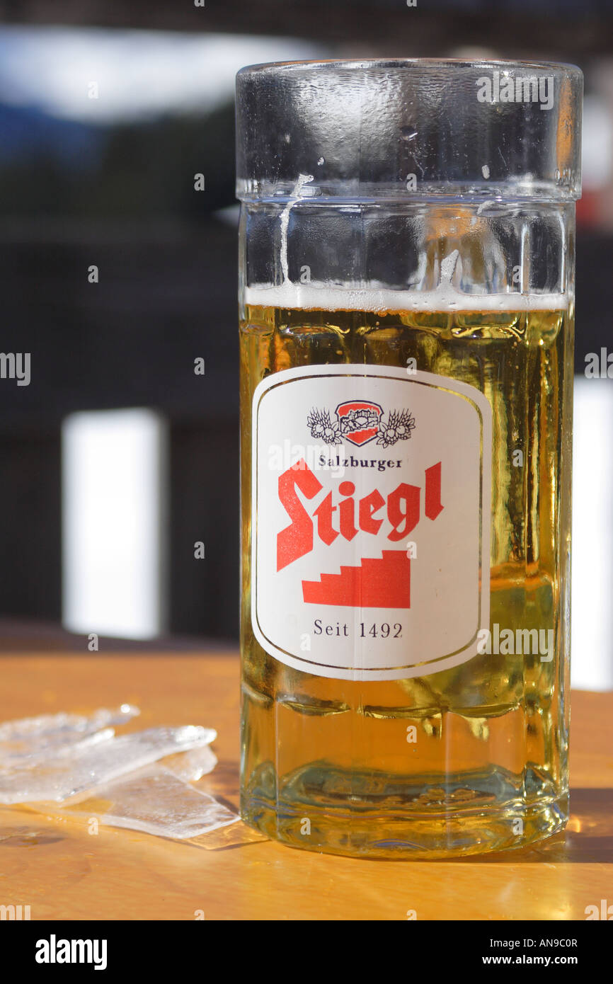 Ice-cold beer in a outside bar on the slopes of Saalbach-Hinterglemm ...