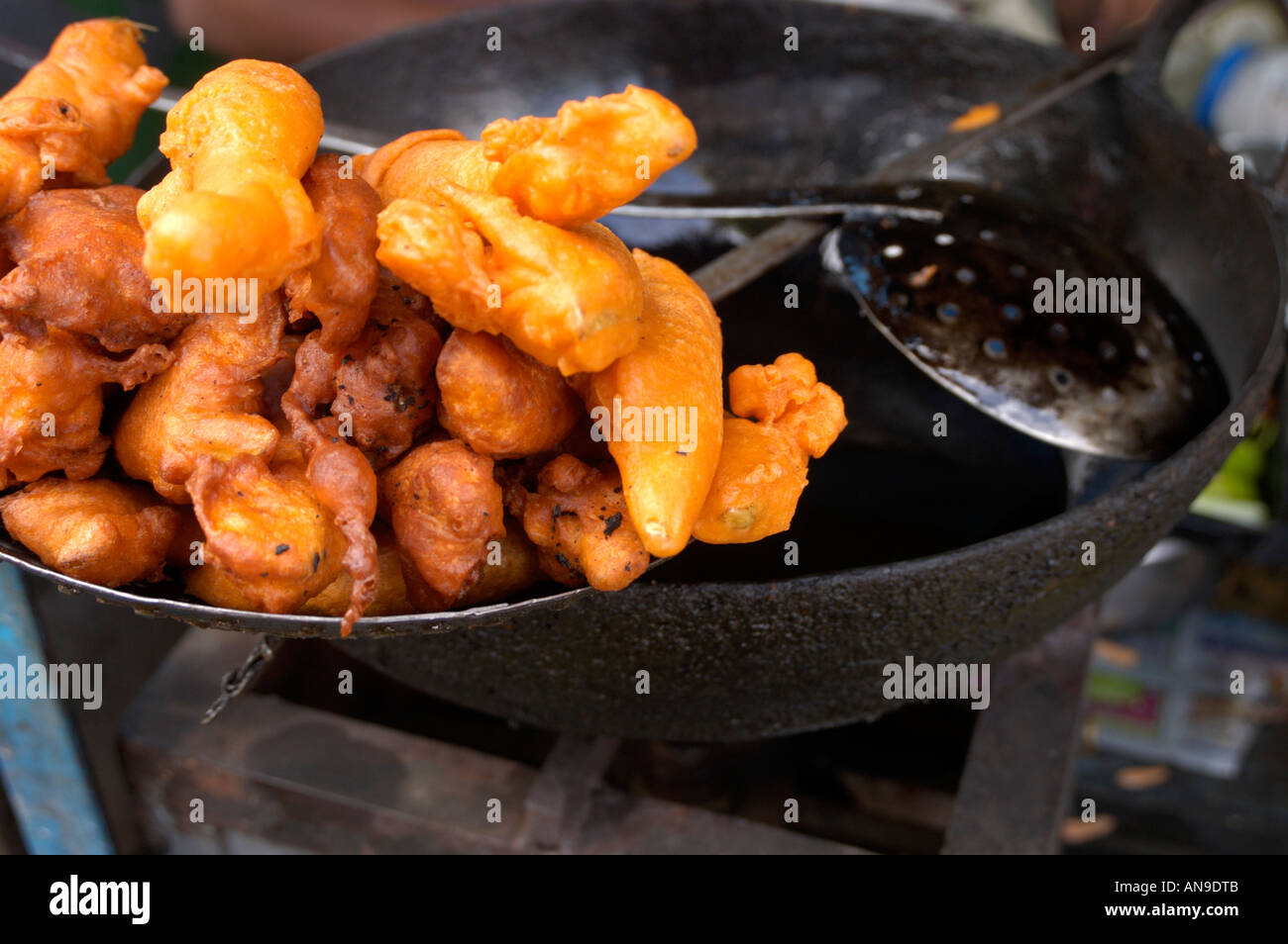 Chilli pakwada hi-res stock photography and images - Alamy