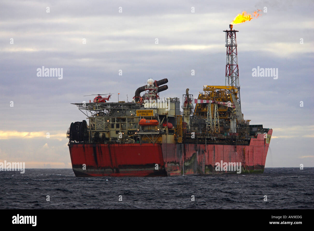 Fpso oil rig hi-res stock photography and images - Alamy