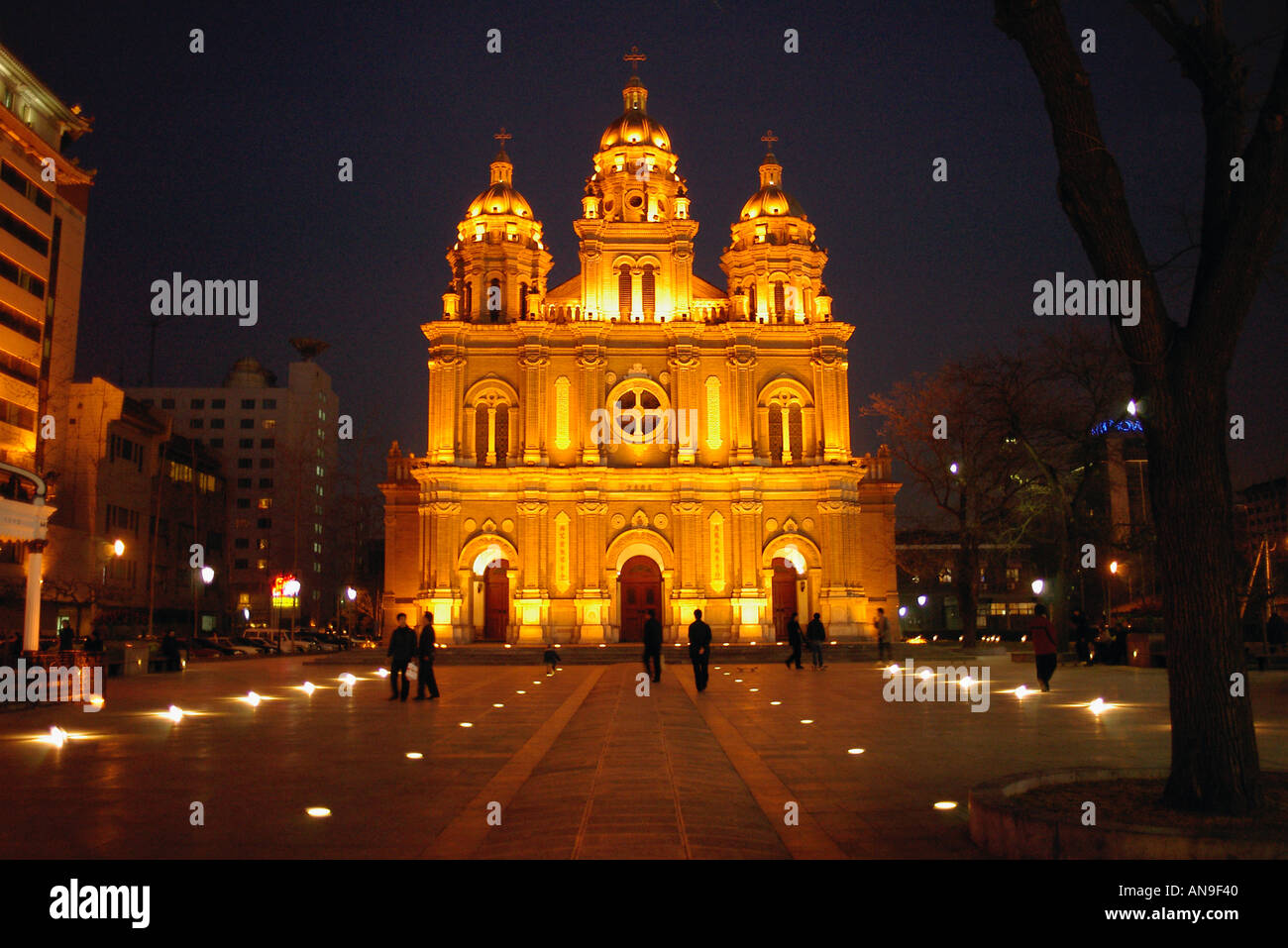 China beijing roman catholic church hi-res stock photography and images ...