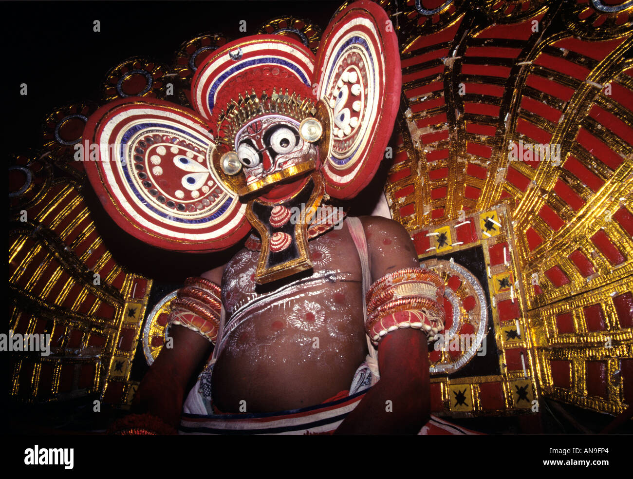 Nadan kalakal hi-res stock photography and images - Alamy