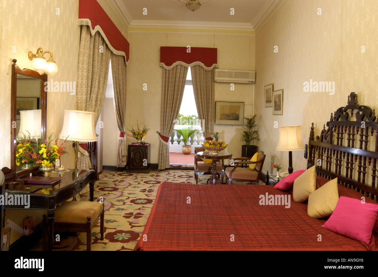 LALITHA MAHAL MYSORE KARNATAKA Stock Photo - Alamy