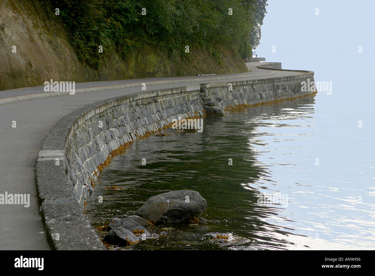 Curved sea wall path hi-res stock photography and images - Alamy
