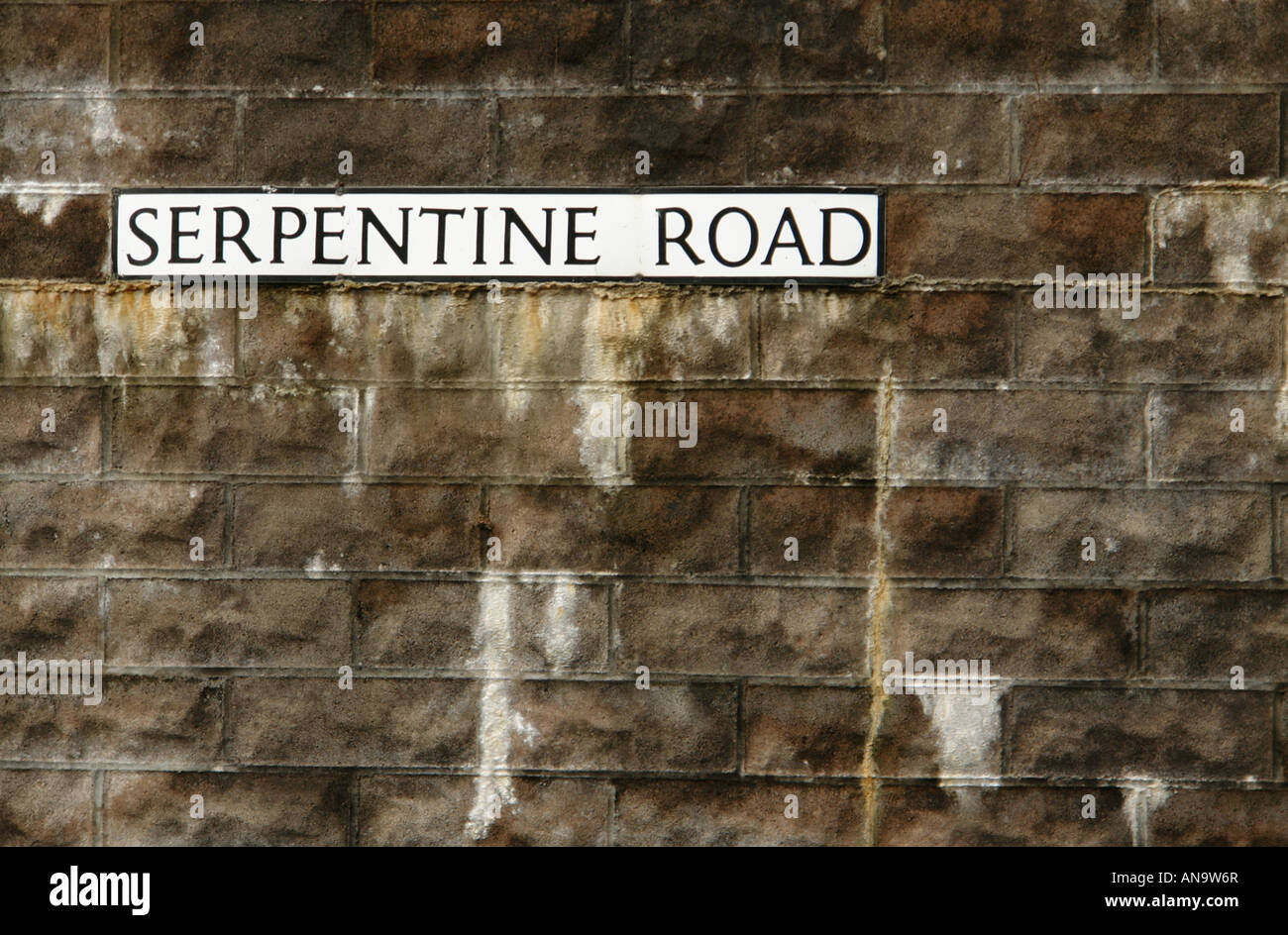 Newport place street sign hi-res stock photography and images - Alamy