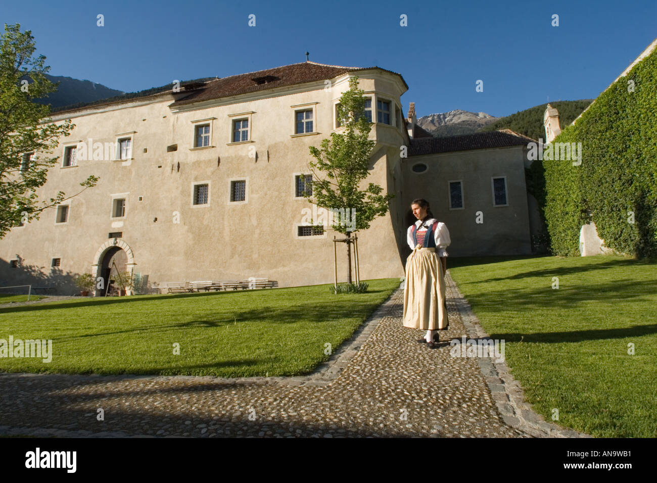 Tyrolean period costume hi-res stock photography and images - Alamy