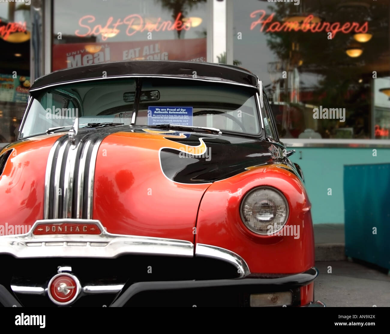 Classic american car diner hi-res stock photography and images - Alamy