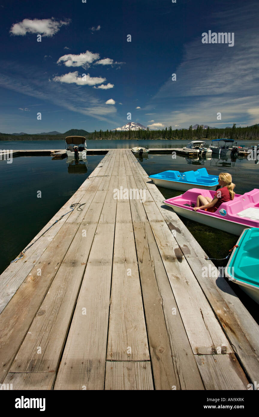 Boat dock on lake in Oregon Cascades Stock Photo - Alamy