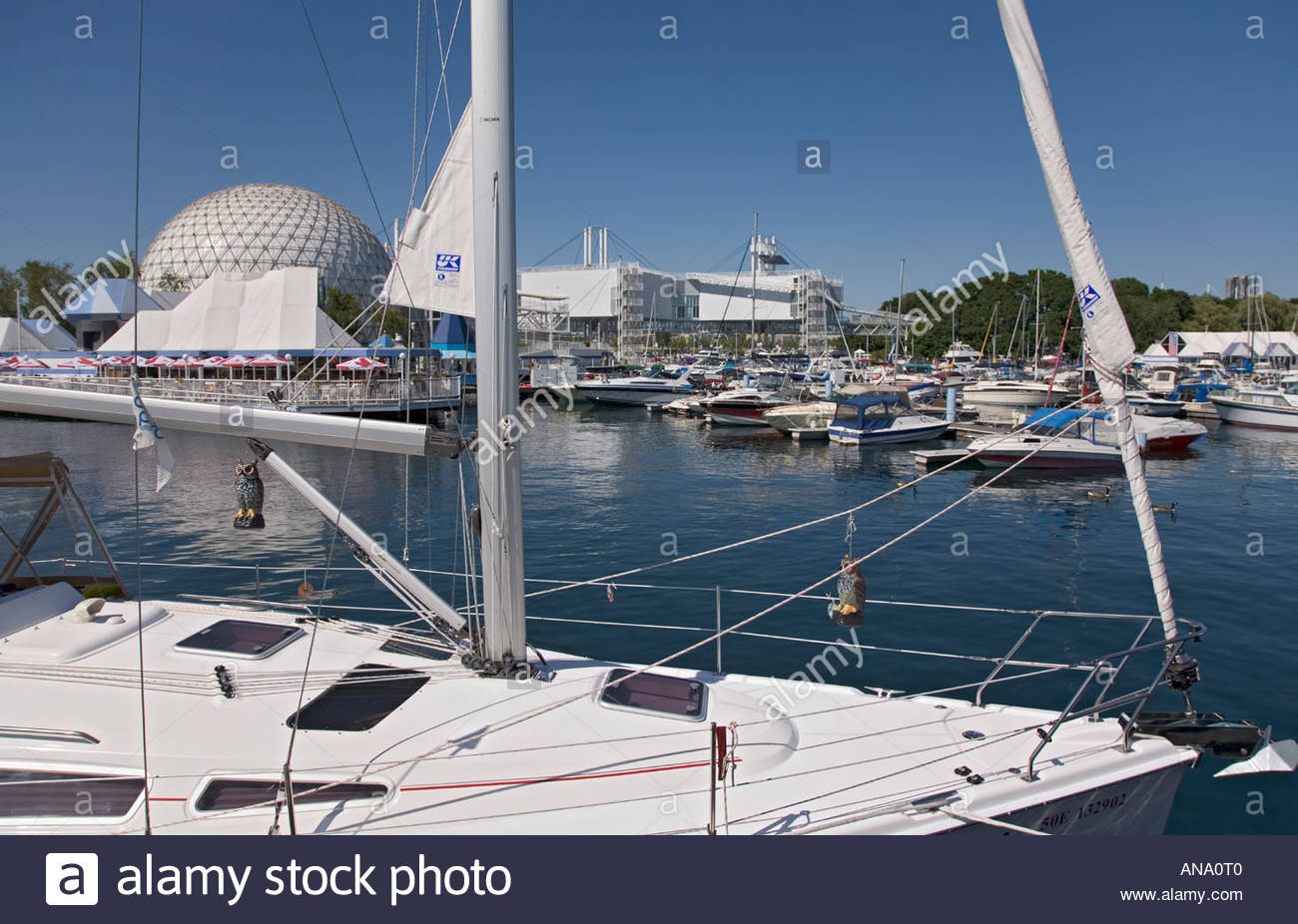 Marina Theatre High Resolution Stock Photography and Images - Alamy