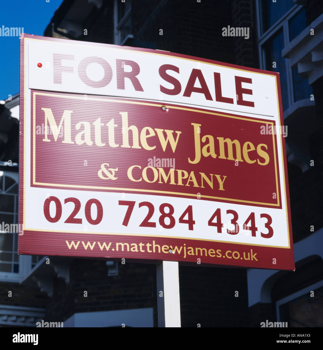 For Sale sign Stock Photo - Alamy