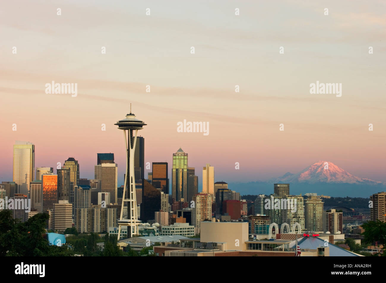 Queen city office towers hi-res stock photography and images - Alamy