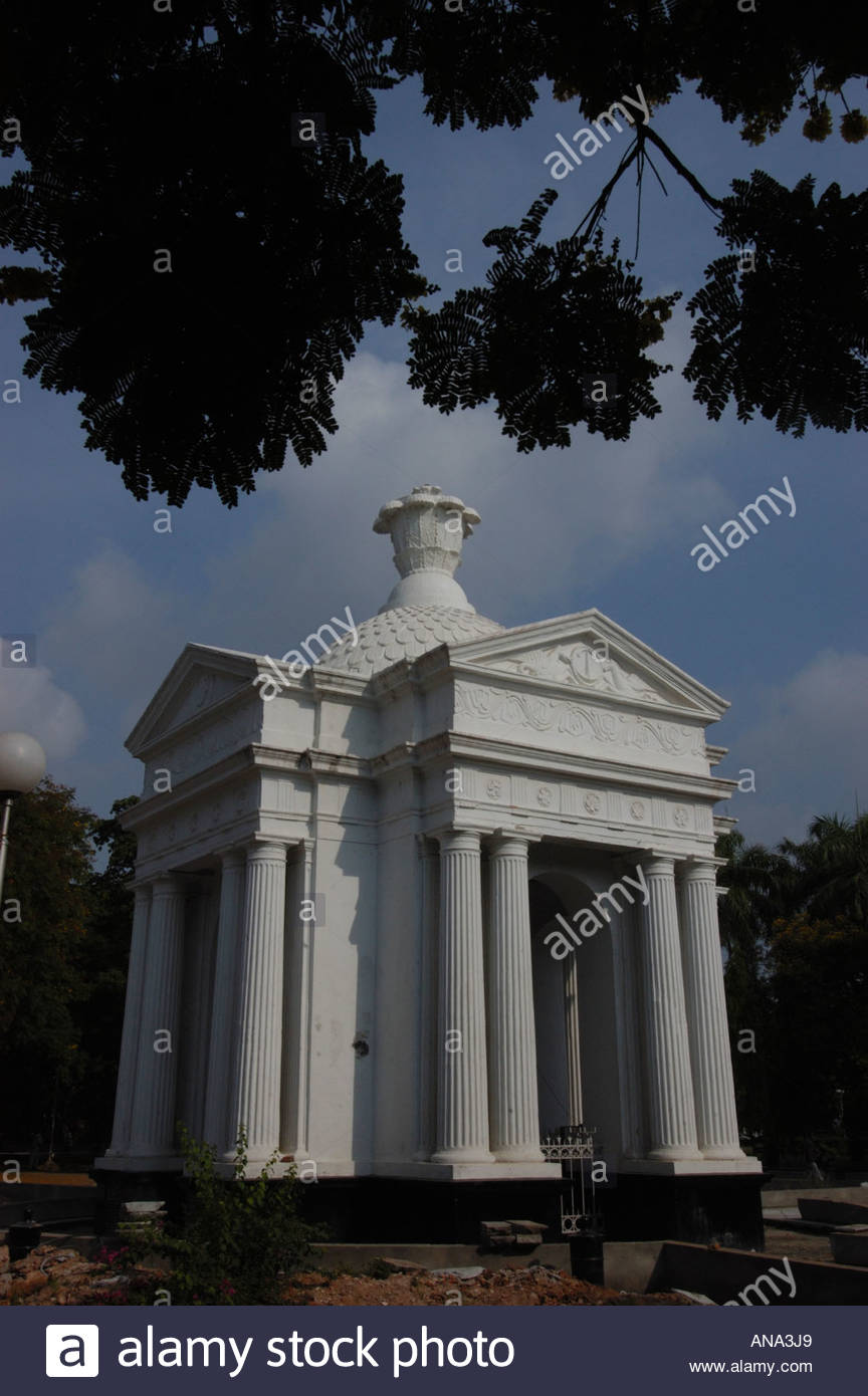 Old Monuments Pondicherry Stock Photos & Old Monuments Pondicherry ...