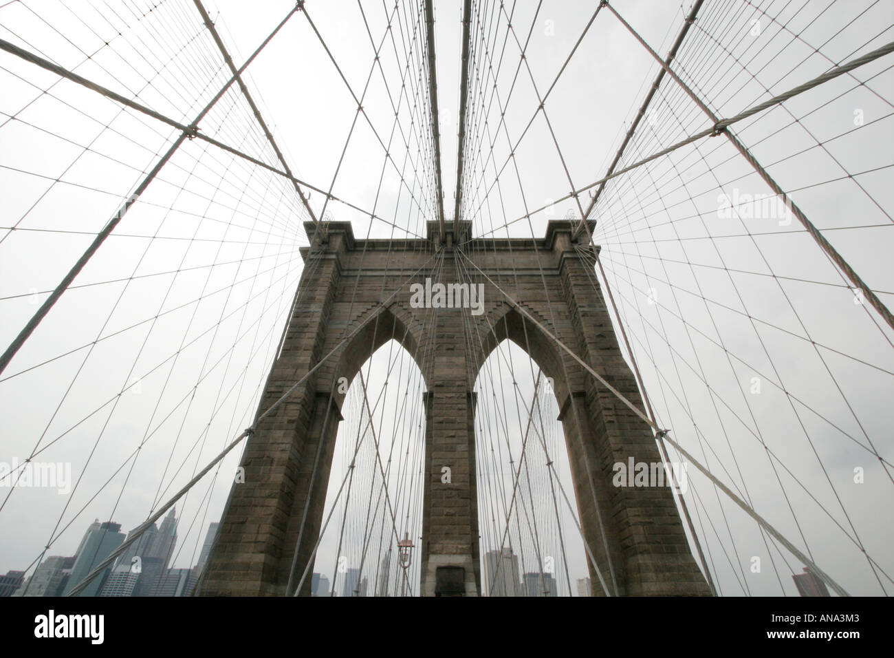 Brooklyn bridge cables stone towers hi-res stock photography and images ...